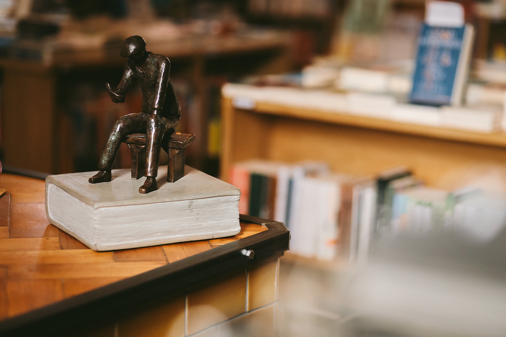 Welcome! | Forum Books